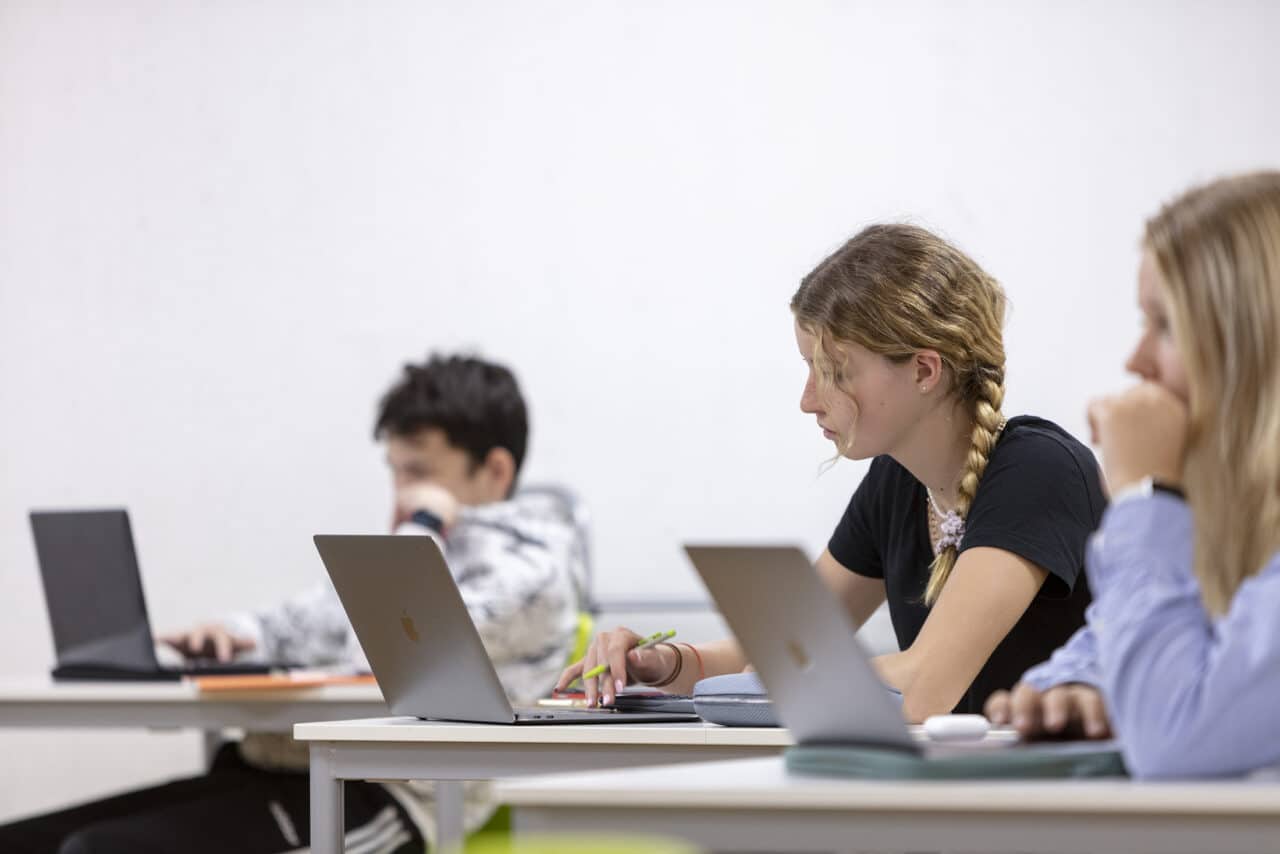 Which are the best IB curriculum schools in the UK? - ACS International ...